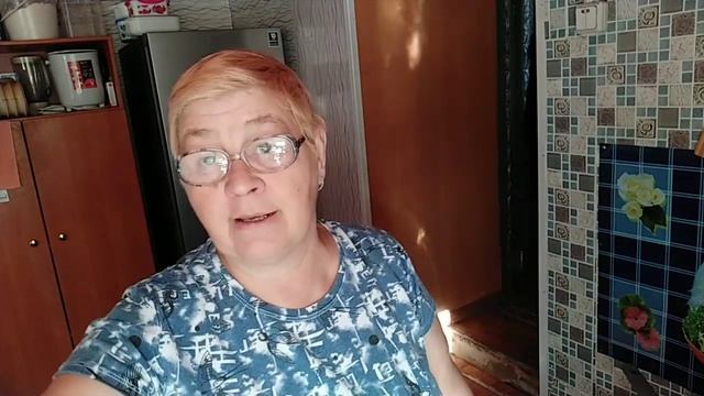 Прилетел дятел /// Топим печку  /// Первый день зимы ///(архив)