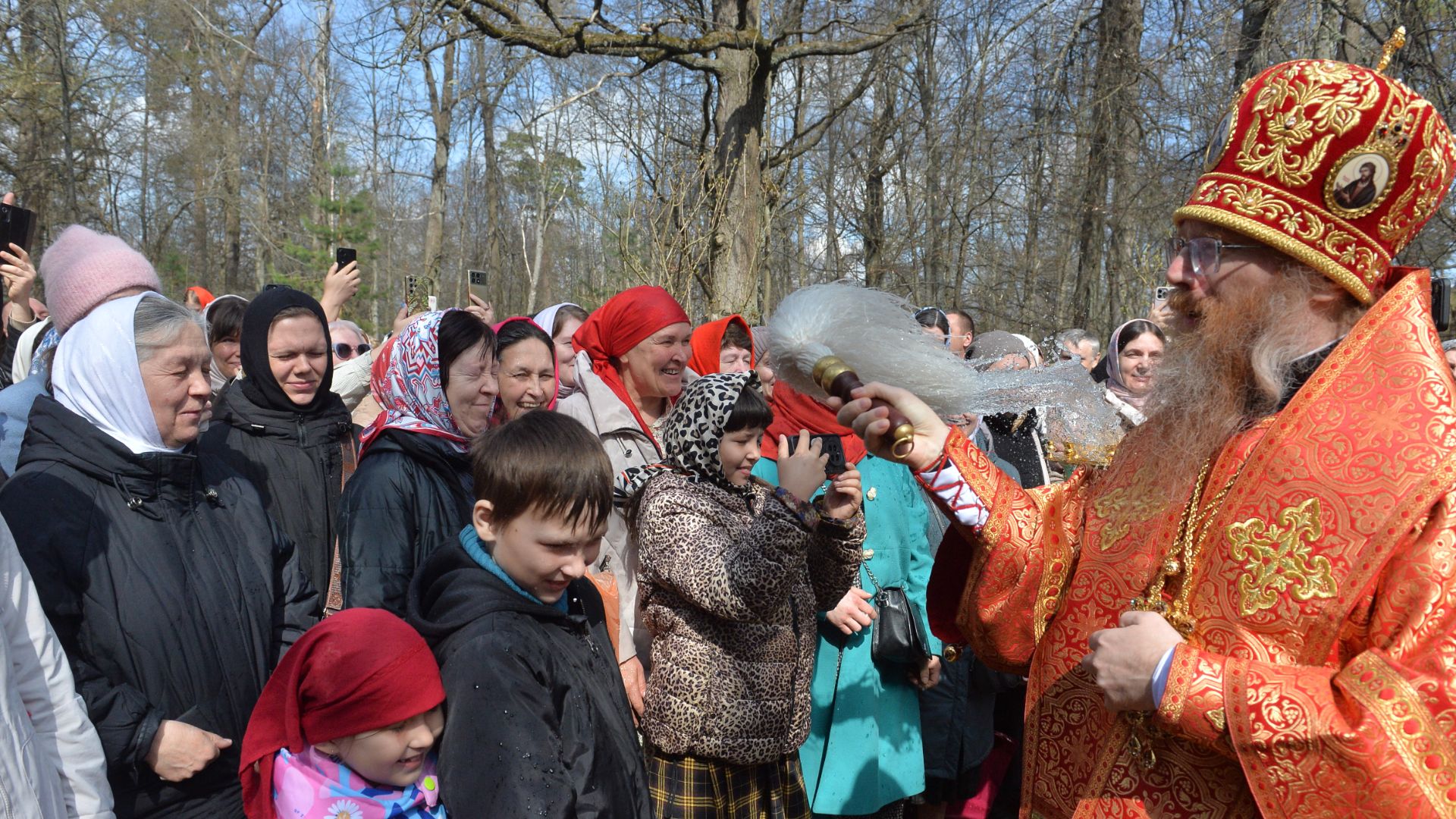 «ЗНАЙ, ЧТО ТВОЙ ПОЗЫВНОЙ – ВЕСНА…»