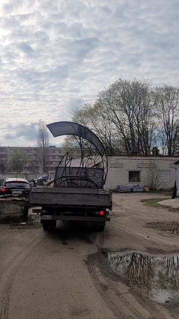 Кованые качели I Качели с элементами ковки I Садовые качели с коваными деталями I Доставка качелей
