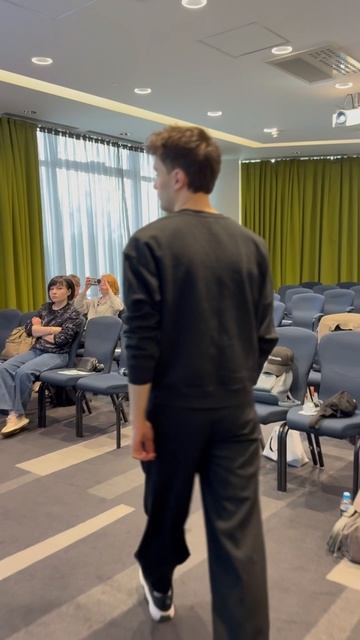 Обучение: команда Мистер Гав пополняет знания | «Мистер Гав» Челябинск #Shorts