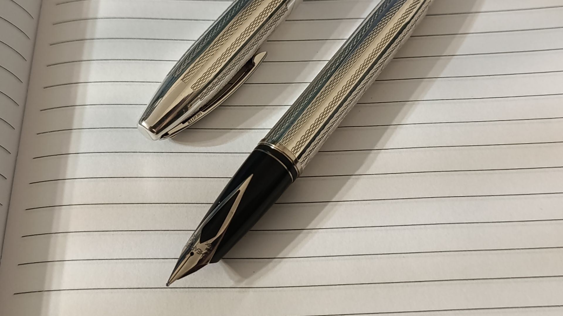 Перьевая ручка Sheaffer Legacy Heritage Sterling Silver