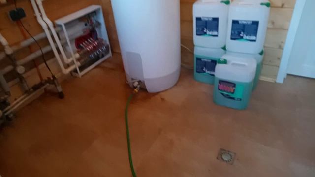 ITOZOR-SERVIS Ролик-9 Поселок Поляны КП Береговая Горка промывка СО- бойлера, ГВС и ХВС.