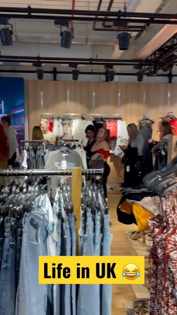 clothes shop in the UK