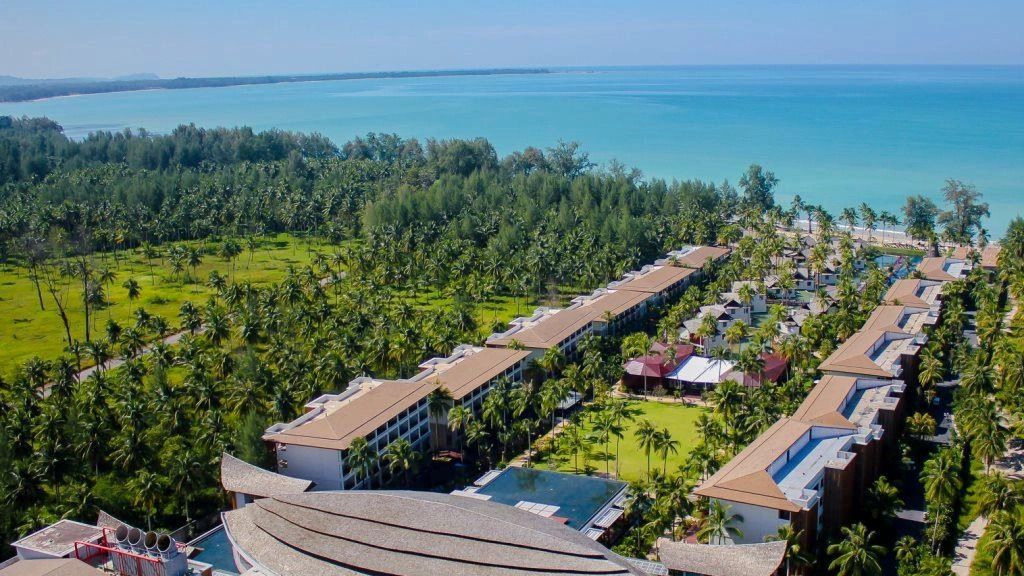 Graceland Khaolak Beachfront Resort 5*
