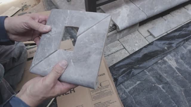 Монтаж парапета  клинкерной плиткой на улице  Часть 2.