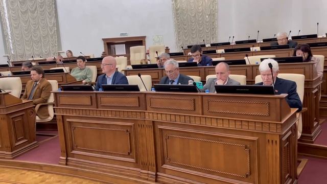 Наталья Оськина выступила на Правительственном часе в Алтайском краевом Законодательном Собрании
