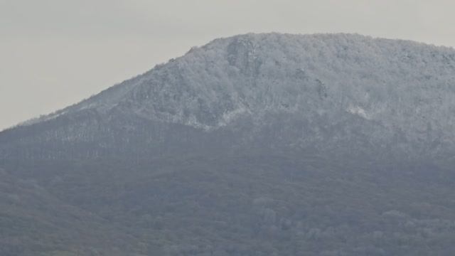 Хаплу-Кая (гора, Крым) - вид на горы, на Бойко крупно