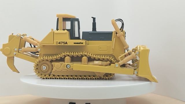Гусеничный бульдозер Komatsu D475A, 1:50, "Goodswave"