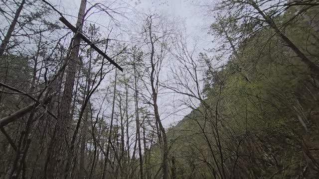 Каньон Узенбаш (Малый каньон Крыма) - вид на края каньона (начало)