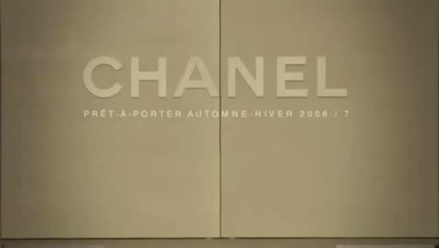 Показ женской коллекции Chanel осень-зима 2006-2007