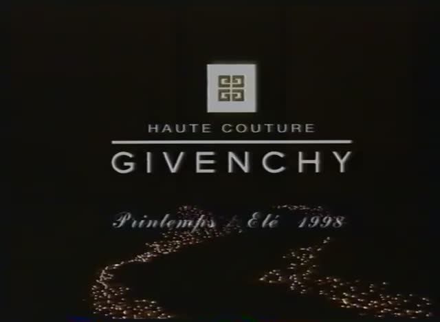 Показ женской коллекции Givenchy весна-лето 1998