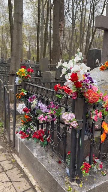 НА ЕГО ПОХОРОНЫ ПРИШЛИ 20.000 ЧЕЛОВЕК | МОГИЛА СВЯТОГО ДОКТОРА ИЗ МОСКВЫ _ ДОКТОР ГААЗ | ВВЕДЕНСКОЕ