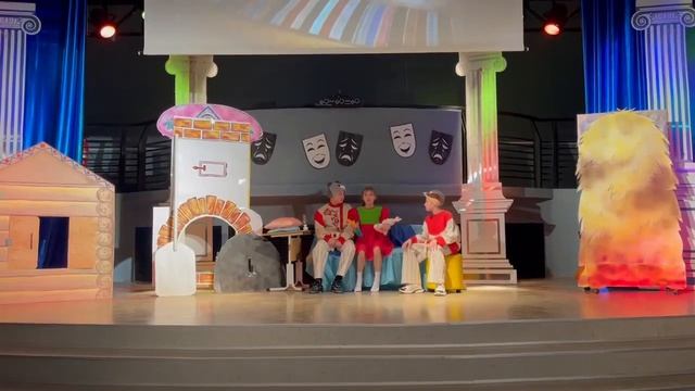 Областной фестиваль-конкурс школьных театров «Театральный калейдоскоп» Спектакль «Жихарка»