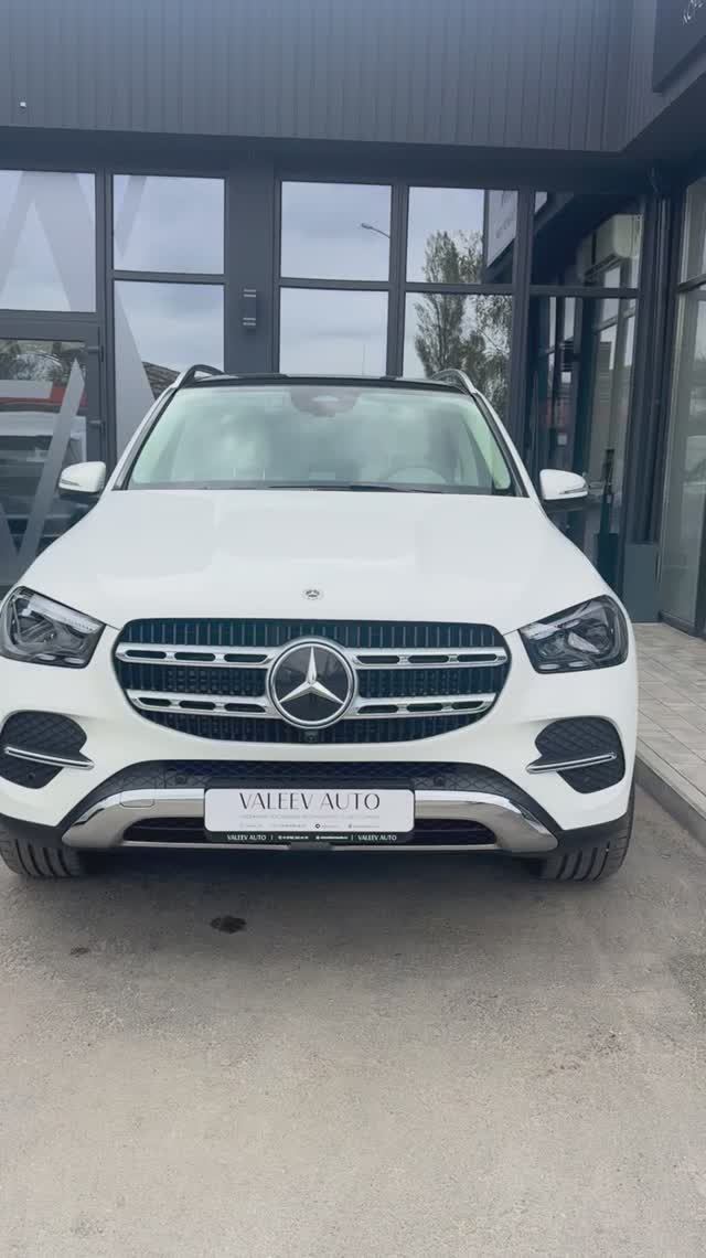 Обзор Mercedes-Benz GLE 300D в наличии в г. Симферополь