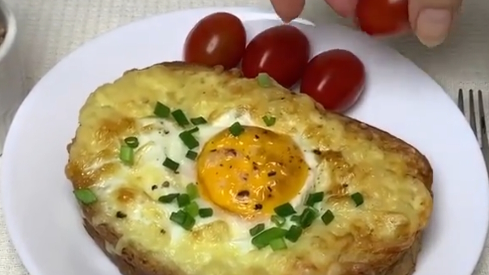 Завтрак в духовке Вкусный бутерброд Сытный завтрак Простые и вкусные рецепты