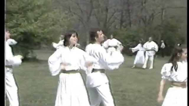 В круге паневритмии - Русский -1998г