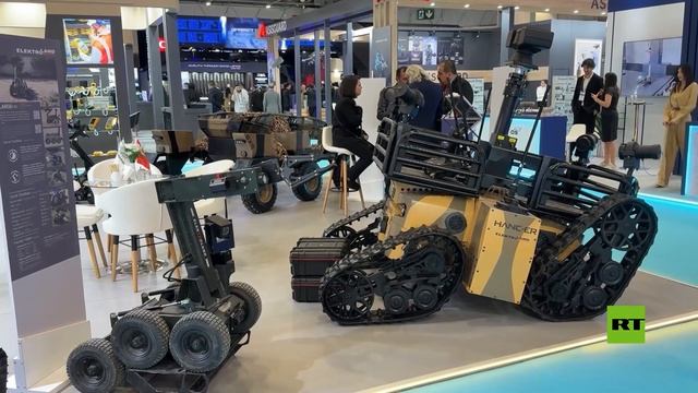 الجناح الإماراتي في معرض "ساها 2026" الدولي للصناعات الدفاعية والطيران والفضاء في إسطنبول