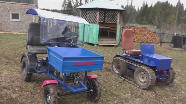 Самодельный трактор и бензотачка.