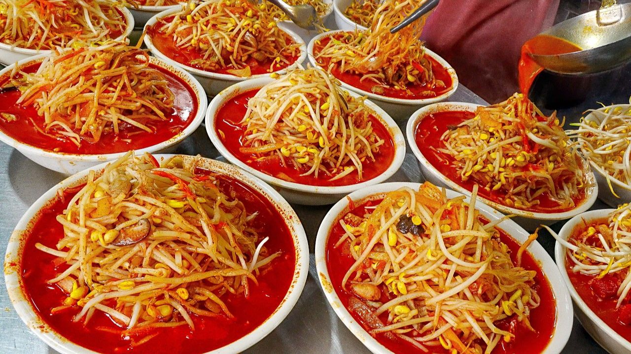 Самая популярная лапша в Корее! Корейская черная лапша и острая лапша с морепродуктами
