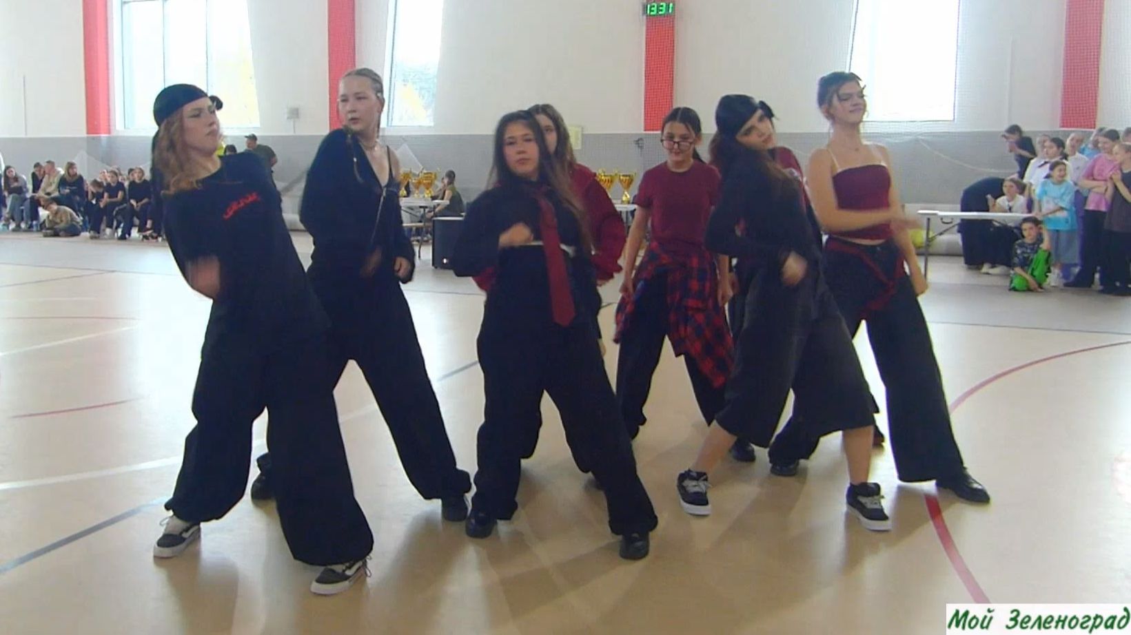 QTeam (Солнечногорск) - 1 место STREET SHOW CREW | (ADULTS, BEGINNER)