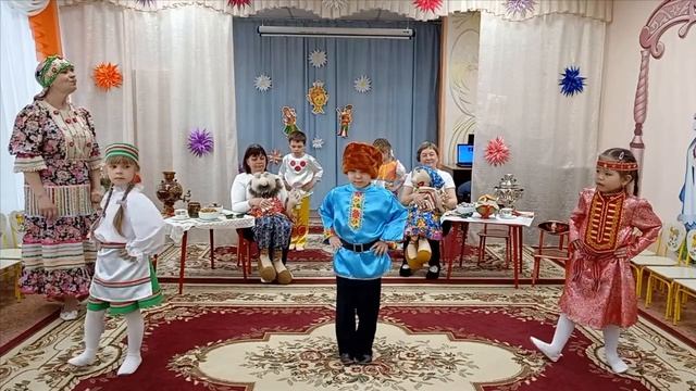 Музыкальная композиция "Гостеприимная Россия"