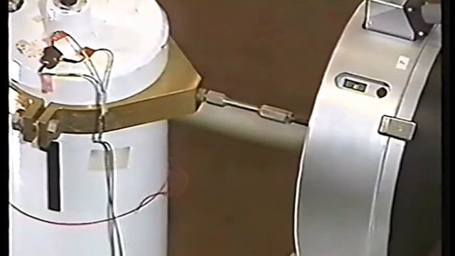 Орбитальная станция  МИР 90-х годов. Выправка кассетного видео.