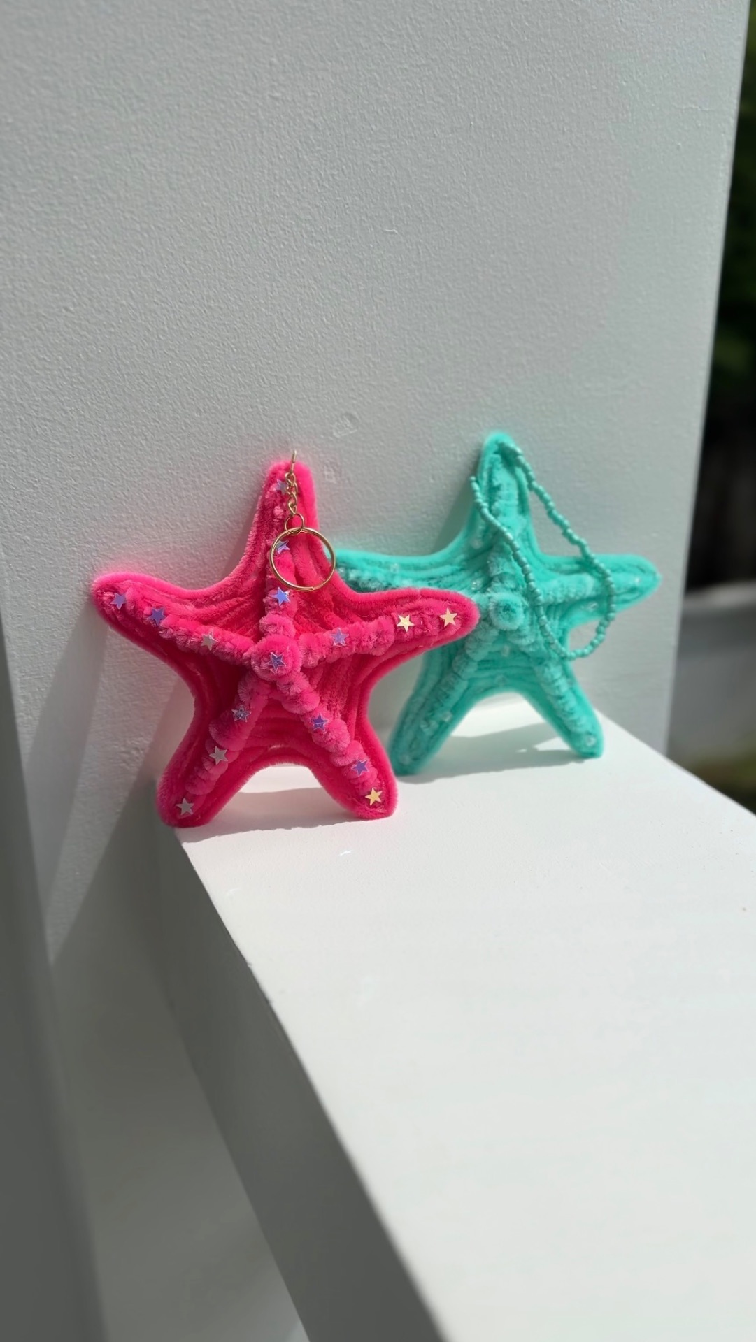 Милые звезды 🌟 из пушистой проволоки 🩵🩷