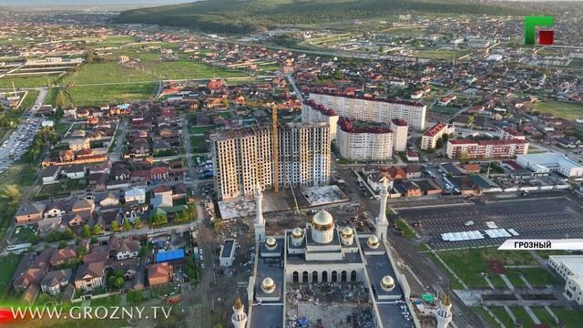 Рамзан Кадыров проверил ход строительства крупнейшего исламского центра им. Пророка Мусы (мир ему)