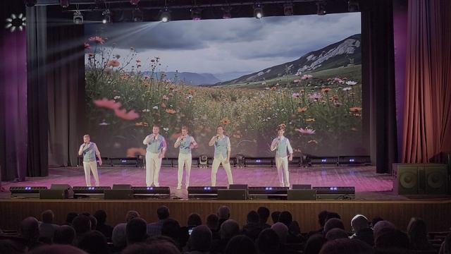 Вокально-эстрадный ансамбль "Кураж" "Морошка"