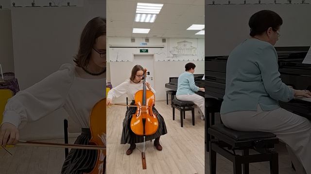 Анна Вайханская (виолончель). Концерт выпускников музыкальной школы им. М.Л. Ростроповича