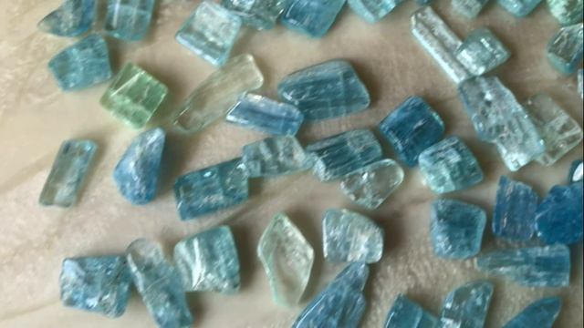 Материалы для творчества: галтовка аквамарина