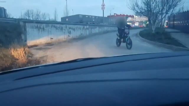 В Белгороде полицейские провели рейды по пресечению нарушений ПДД водителями мототранспорта и СИМ