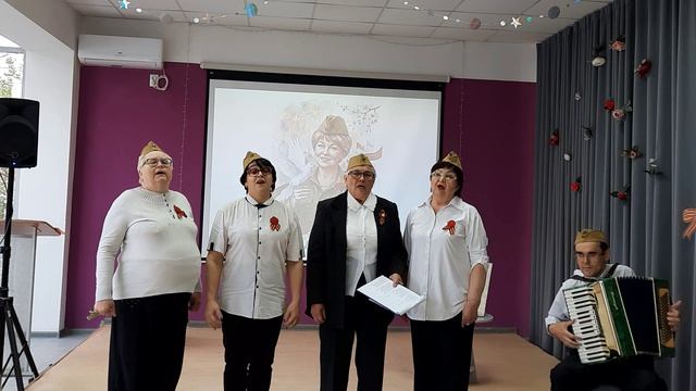 ВИА "Изюминка" - Попурри военных лет (6.05.2026, КМБ)