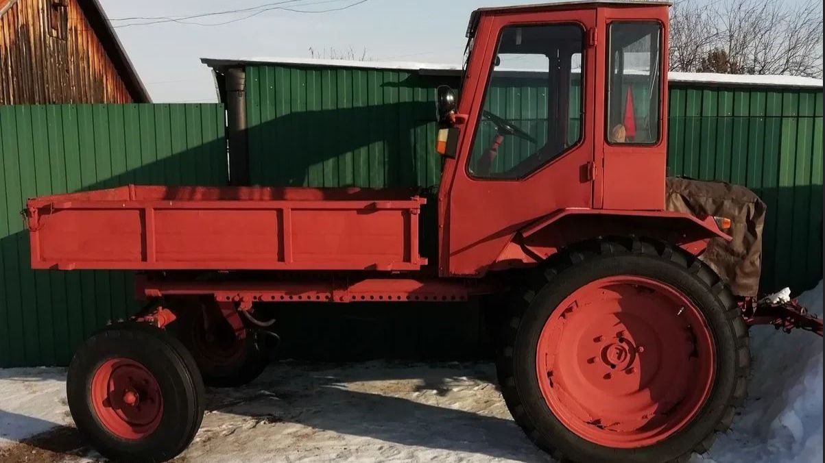 Трактор Т-16