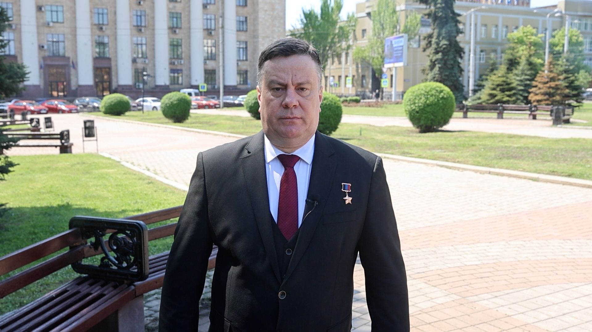 Константин Кузьмин поздравил земляков с Днем Донецкой Народной Республики