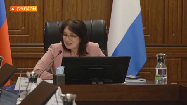 ЗА ПРОФЕССИОНАЛИЗМ И АКТИВНОЕ УЧАСТИЕ В ОБЩЕСТВЕННОЙ ЖИЗНИ РЕГИОНА НАГРАДИЛИ ЖИТЕЛЕЙ КАМЧАТКИ
