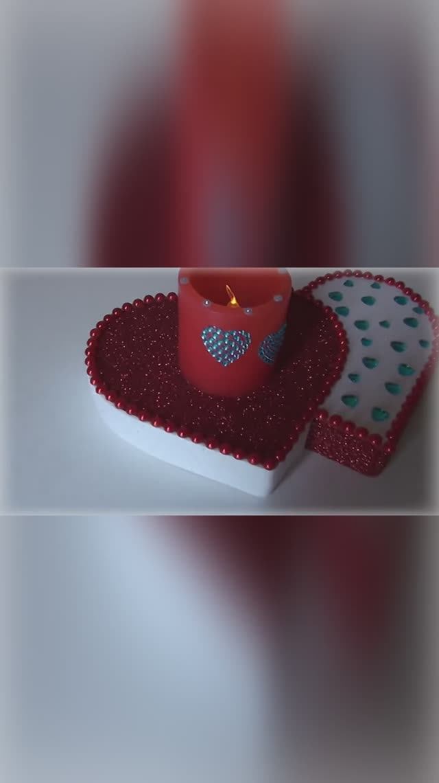 ПОДСВЕЧНИК РУЧНОЙ РАБОТЫ.СЕРДЦЕ С ПОЛОВИНКОЙ.
