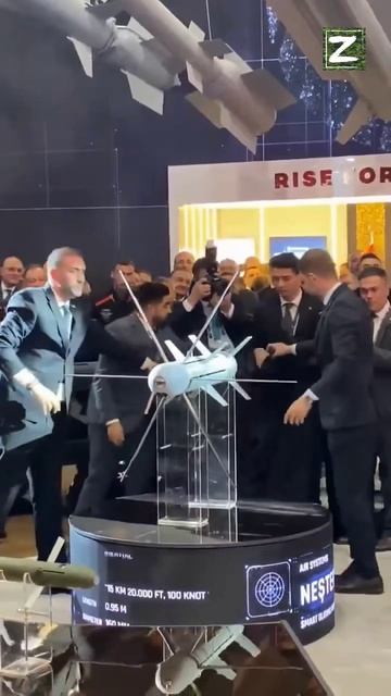 На выставке SAHA EXPO 2026 компания ROKETSAN представила NEŞTER — высокоточный боеприпас