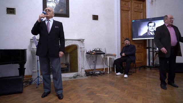 Бернес