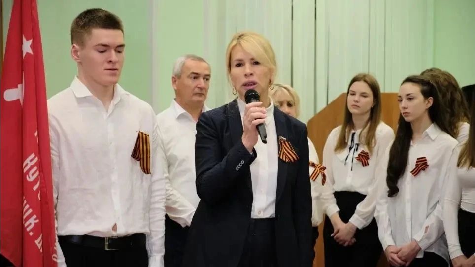 Торжественные линейки к Дню Победы (май 2026 год)