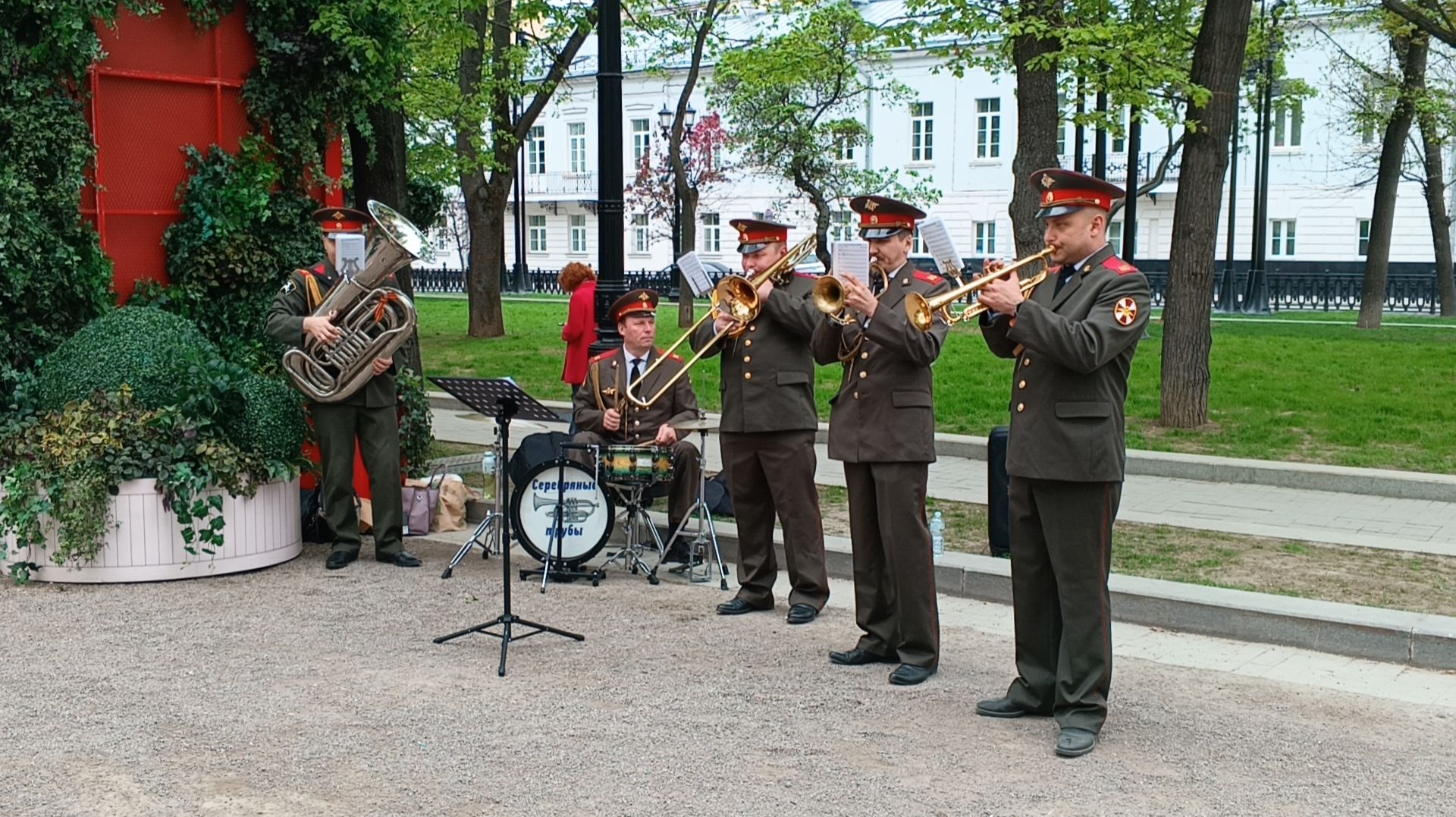 Прогулки по Москве. День Победы на Тверском бульваре.