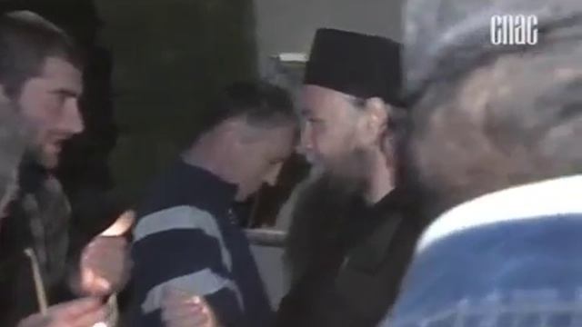 Коснувшиеся неба [2009 год , Документальный] Фильм посвящен жизни монахов - отше
