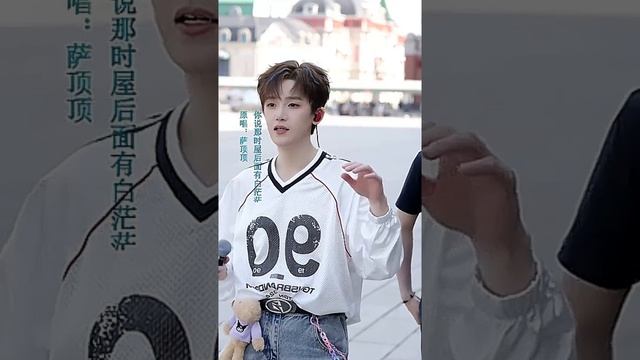 Two songs and a dance. 峰峰疯了Fengfeng Фэнфэн. 北北来了Beibei Бэйбэй. 09.05.2026