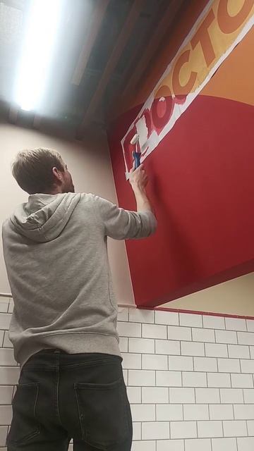 Брендируем стены: «Ташир Пицца» в Ростове-на-Дону 🍕