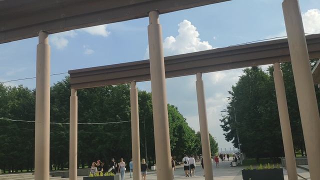 По дороге к Лахте центр и парку 300 СПБ