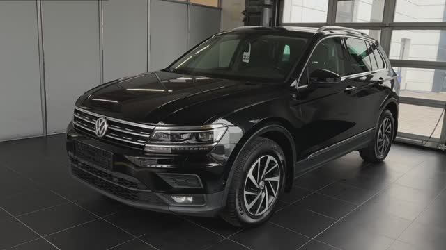 Автомобиль Volkswagen Tiguan в автосалоне Аврора в Ростове-на-Дону (2942)
