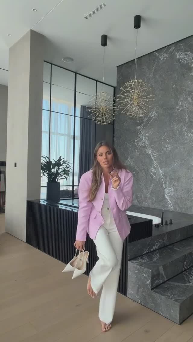 Красотка Катя в нашем лавандовом жакете🌸❤️