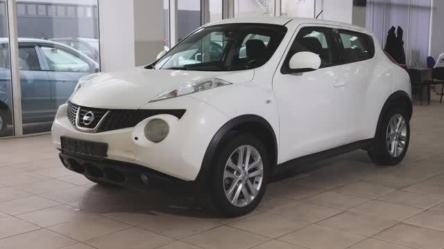 Автомобиль Nissan Juke в автосалоне Комфорт Авто в Симферополе (6940)