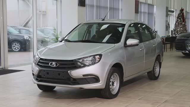 Автомобиль Lada Granta в автосалоне Комфорт Авто в Симферополе (8605)
