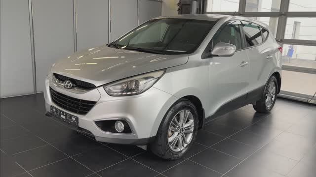 Автомобиль Hyundai IX 35 в автосалоне Аврора в Ростове-на-Дону (2756)